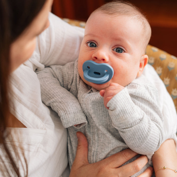 Buy Best Teething Pacifiers for Newborns | MilkSnob – Milk Snob