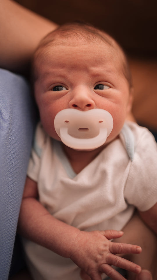Buy Best Teething Pacifiers for Newborns | MilkSnob – Milk Snob